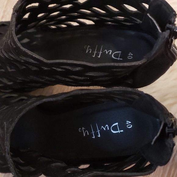 Duffy | Shoes | Duffy Suede Heels | Poshmark